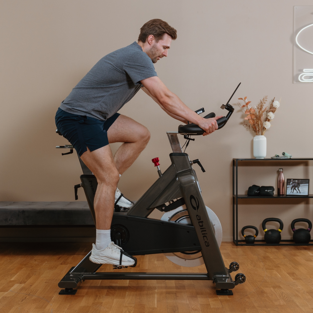Abilica Premium Racer 90 Indoor Bike | Träningspartner